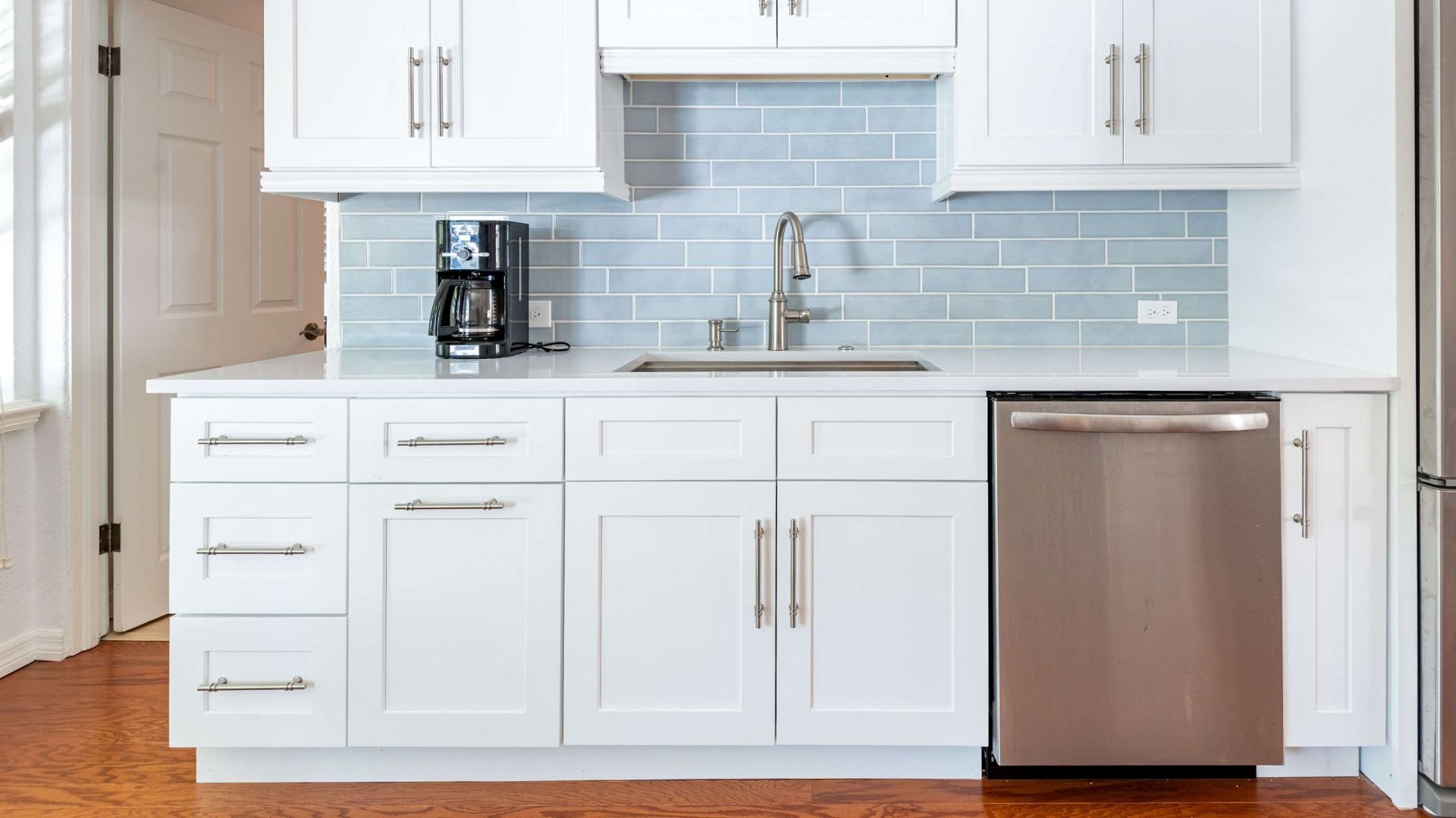 How Custom Cabinets Can Optimize Your Kitchen Space